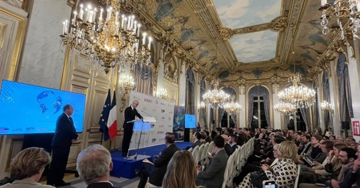 Karen Longley, CEO of Leading Language, Finalist for Education Trophy ...